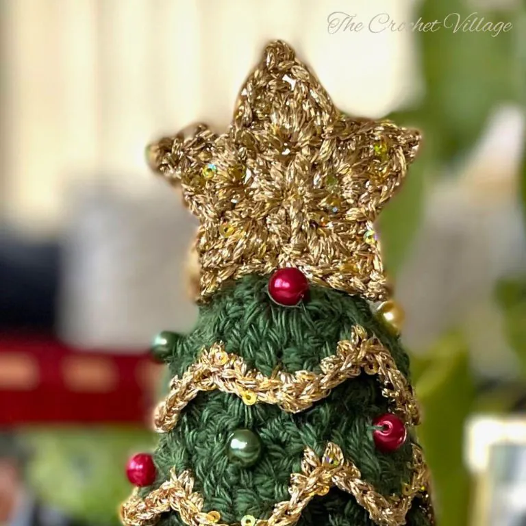 Grandma's Christmas Tree: Free Small 3D Crochet Pattern (Easy & Quick)
